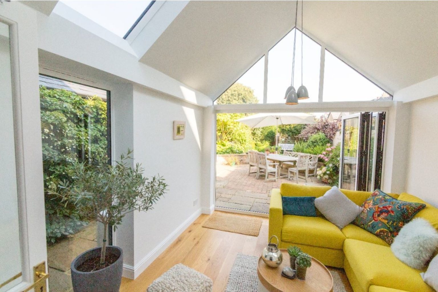 10 Clever Design Ideas for a Modern Prefab Extension | Low Carbon Buildings